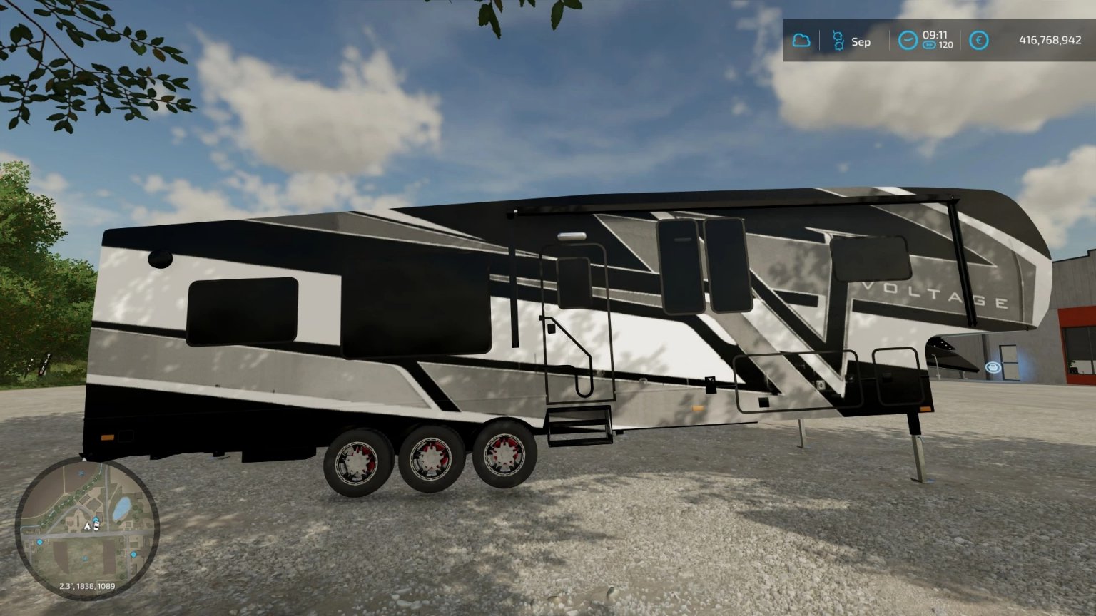 Voltage 5th Wheel Toy Hauler Camper v1.0.0.0 - FS25 / FS22 Mod