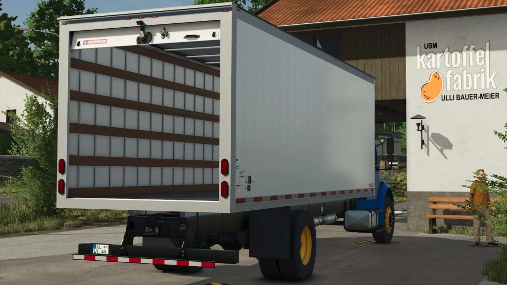 Freightliner M2 Box Truck v1.0.0.0 - FS25 / FS22 Mod